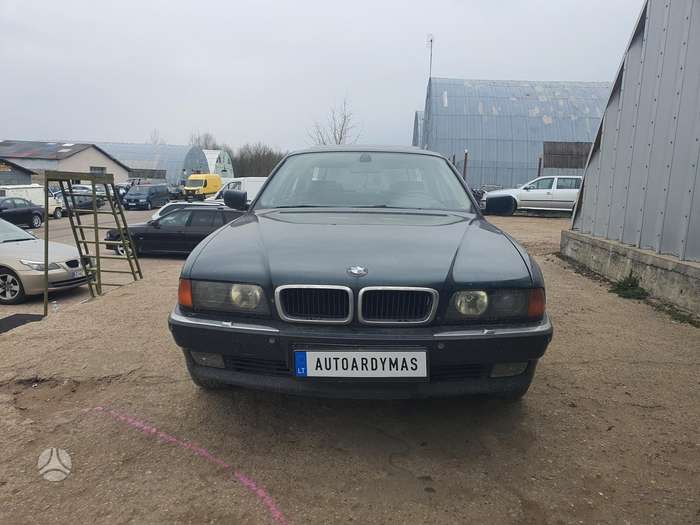 BMW 725 Dalimis e38 725tds 1997m pradėtas ardyti 2020 04 09 spalvos ko ...