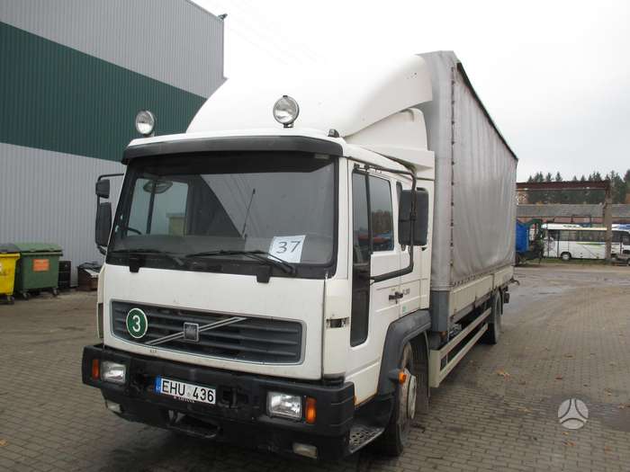 Volvo FL6, dropside trucks with tarpaulin 2002-12 m., | A12814549