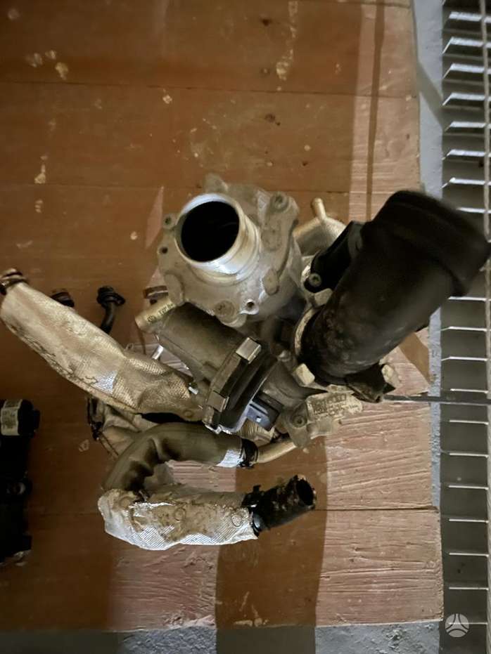 Volkswagen Arteon, TSI CZP CZPC 06K145654J 06H145710C 2017 -, variklio ...