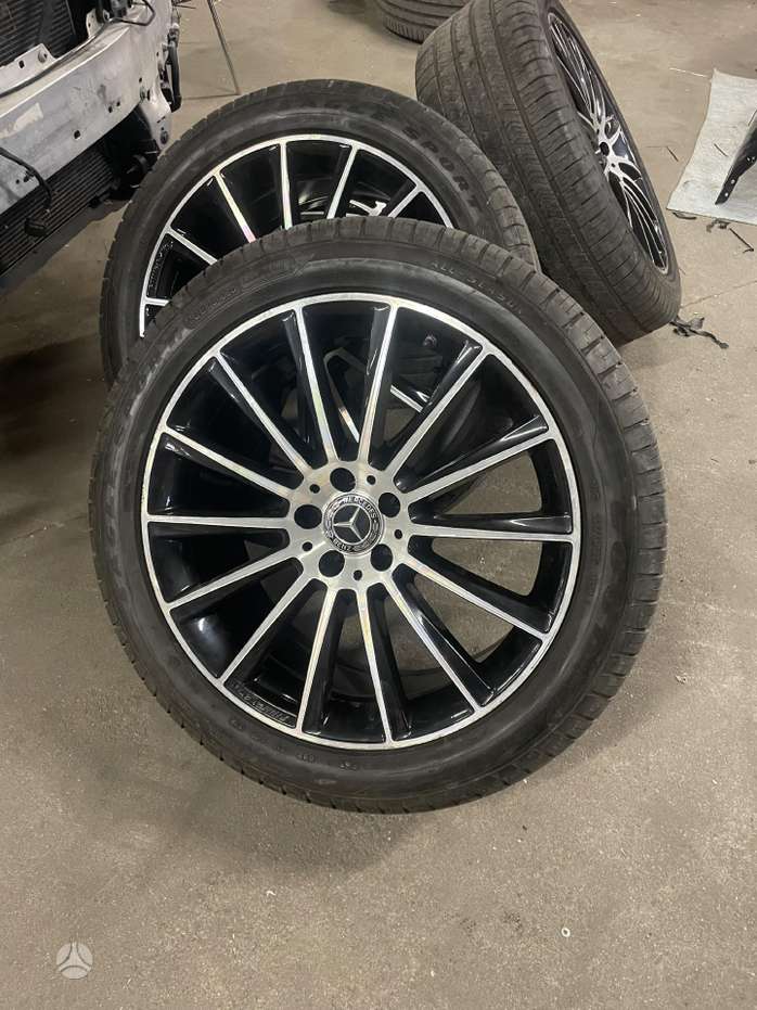 Mercedes-Benz GLC klasė Ratai r20 vienodo plocio m s padangos 2018 m ...