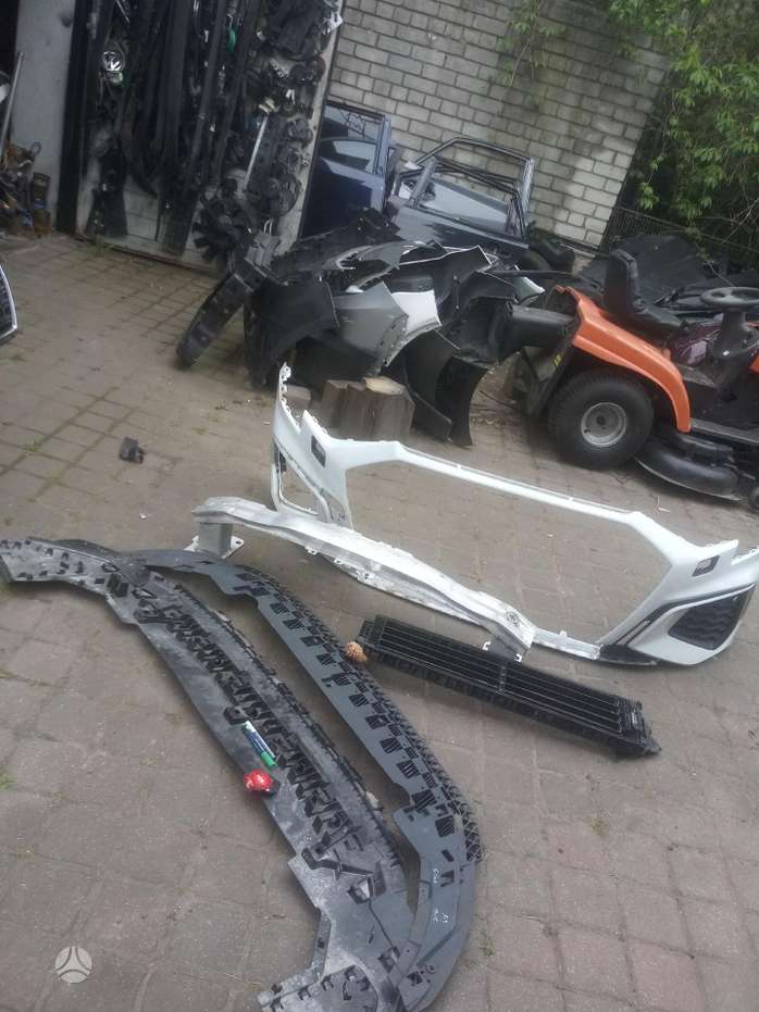 Audi A3, 8v01213328---8V0121251B----8Y0807233A---, radijatorius ...