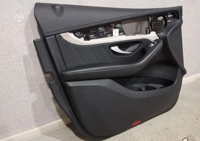 Mercedes-Benz GLC klasė Mercedes glc 63 uk apmusimai 2017 m., | A24706264