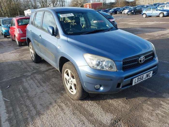 Toyota RAV4 dalimis. Toyota rav 4 2007 metų variklio kubatūra 2 2 ...