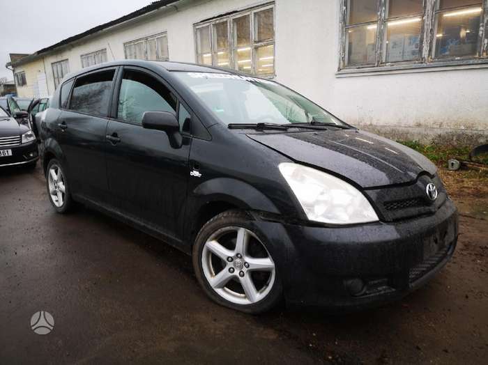Toyota Corolla Verso dalimis. Automobilis ardomas dalimis запасные части автомобиля 2006-02 m ...