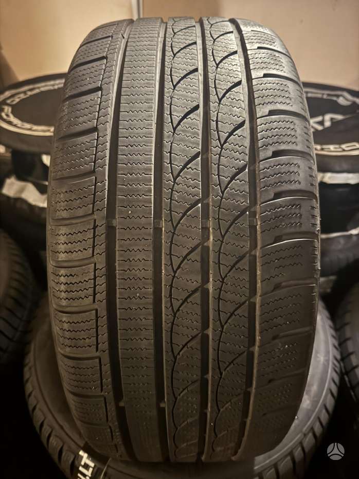 Rotalla S210, žieminės 235/40 R18 | A27203693