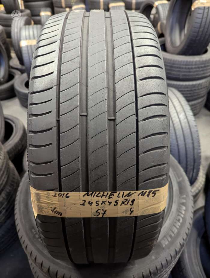 Michelin, vasaras 245/45 R19 | A27599643