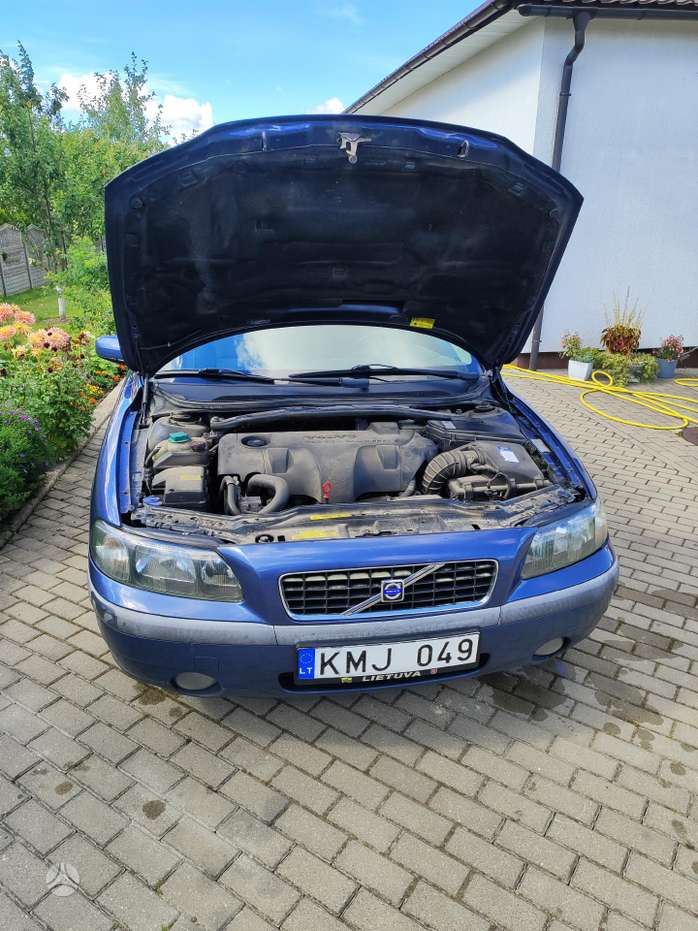 Volvo S60, 2.4 l., saloon / sedan 2003 m., | A28950839