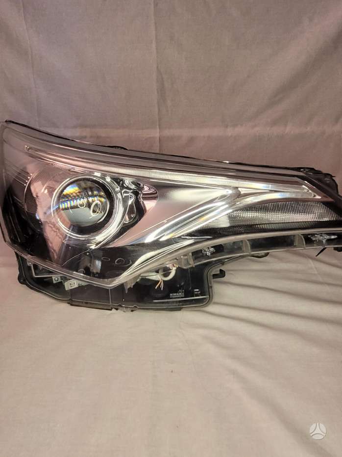 Toyota Avensis, Koito 05-47, žibintai 2018-02 m., | A29066173