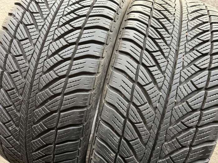 Goodyear UltraGrip 8 Performance, ziemas 245/45 R18 | A29246458