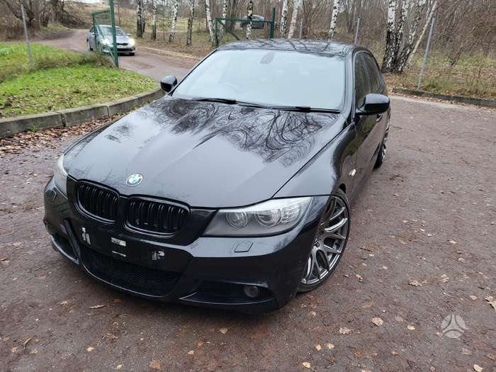 BMW 330 Dalimis e90 lci n57 180kw spalvos kodas 475 mpaketas juodos lu ...