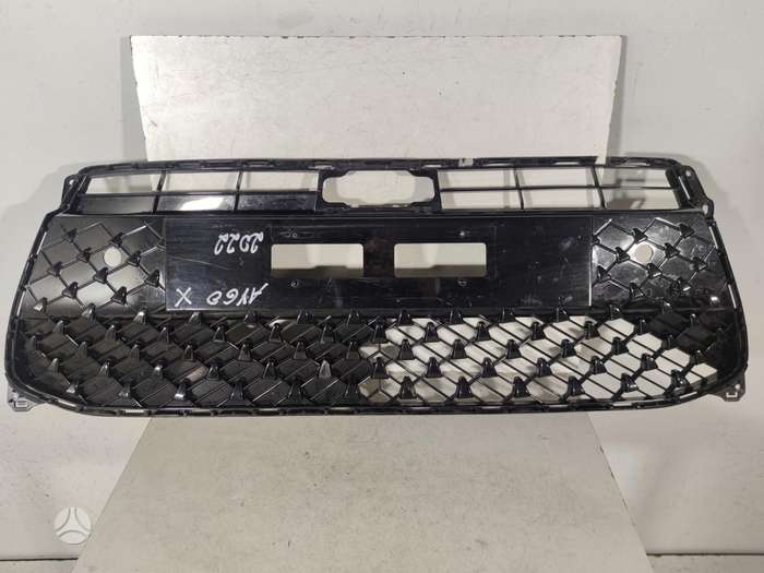 Toyota Aygo X, 531110H080 531110H140, apdailos grotelės 2022 m ...