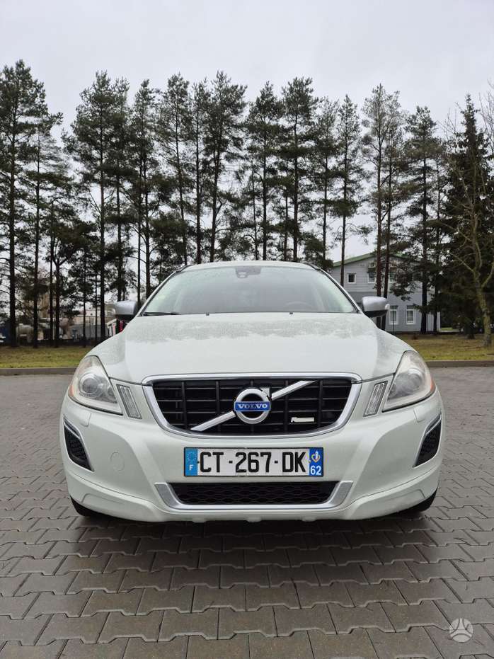 Volvo XC60, 2.4 l., Внедорожник / Кроссовер 2011-04 m., | A29661801