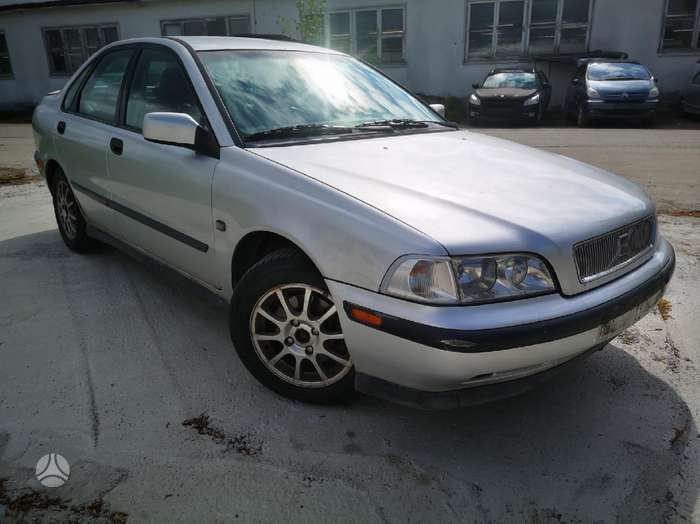 Volvo S40 for parts. 2026 1 05 pigios dalys utenoje 37068744056 ardoma ...