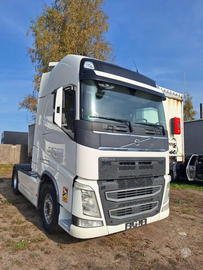 Volvo FH4 XL, 2 miegamosios vietos 2014-06 m., | A29891810