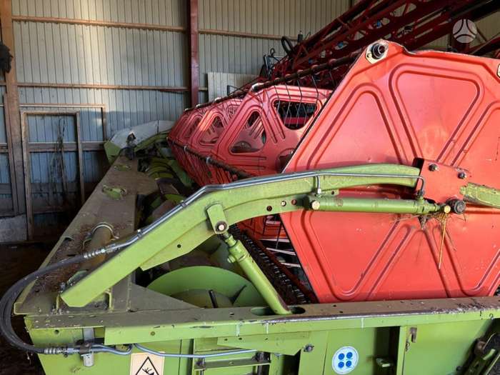 Claas MEDION 310, kombainai 2002-11 m., | A31070338