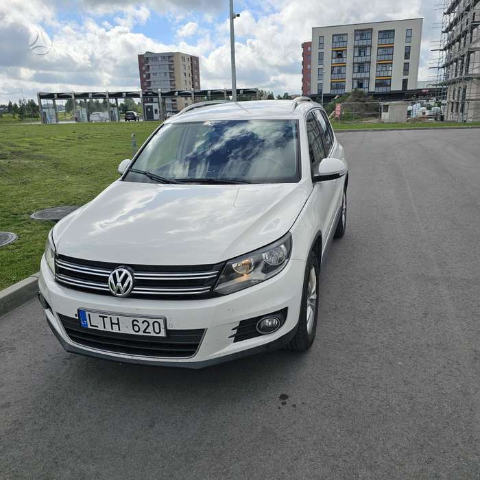 Volkswagen Tiguan, 2.0 l., off-road / crossover 2011-11 m., | A31155040