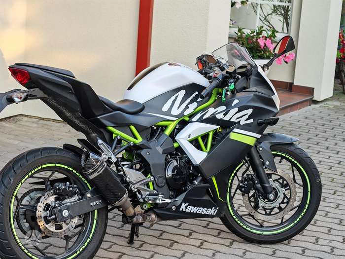 Kawasaki Ninja 125 125cc, sporta / superbikes 2020-08 m., | A31155564