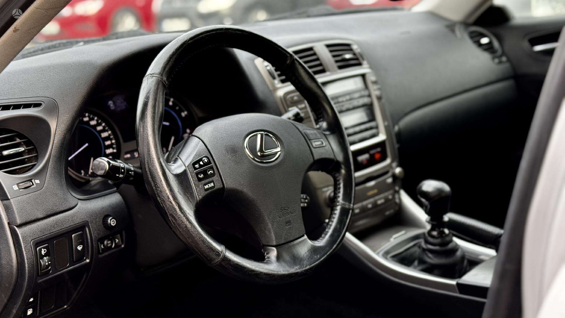Lexus IS 220, 2.2 l., sedanas 2006-04 m., | A29693089