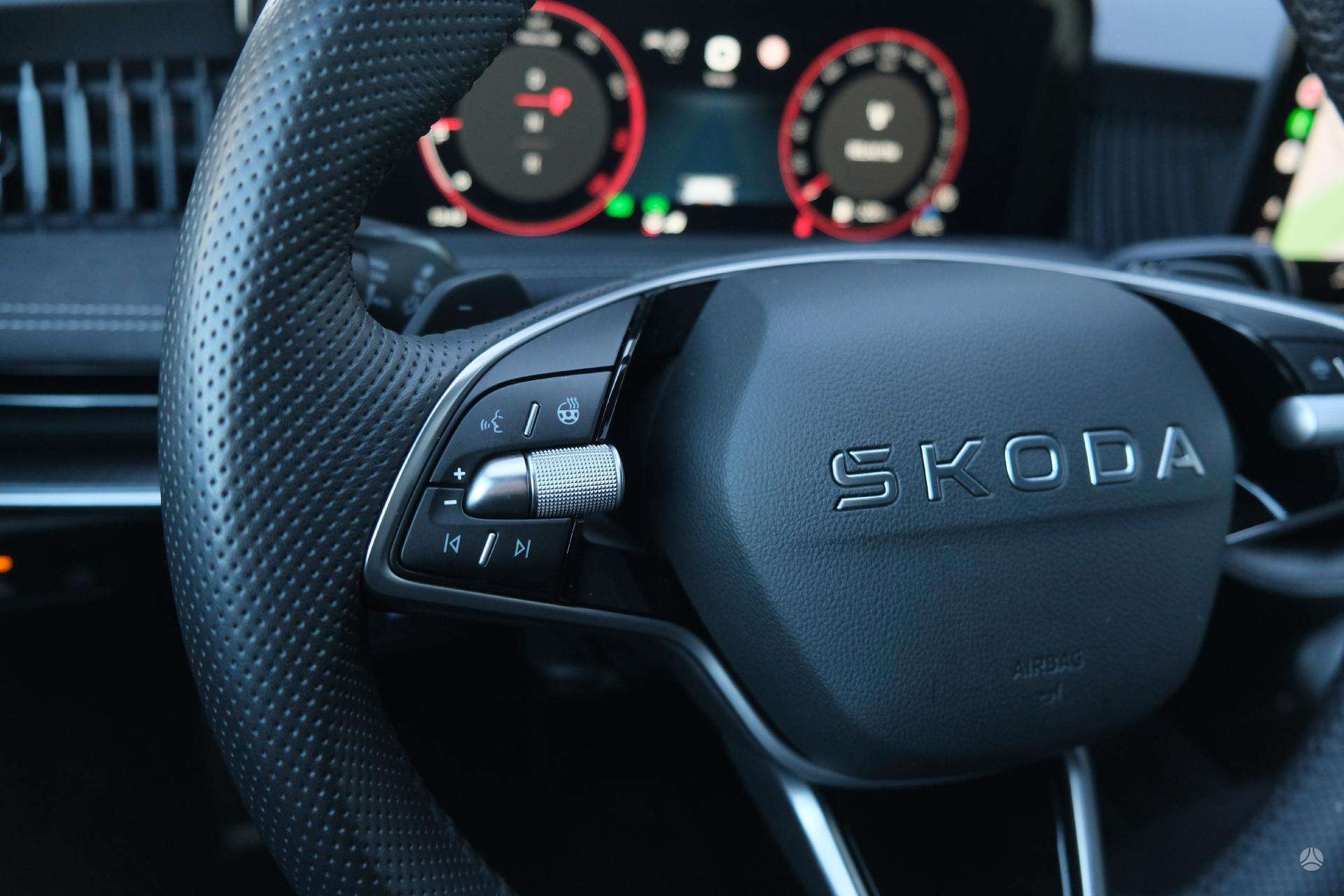 Skoda Superb, 2.0 l., hečbekas 2025-05 m., | A30100791