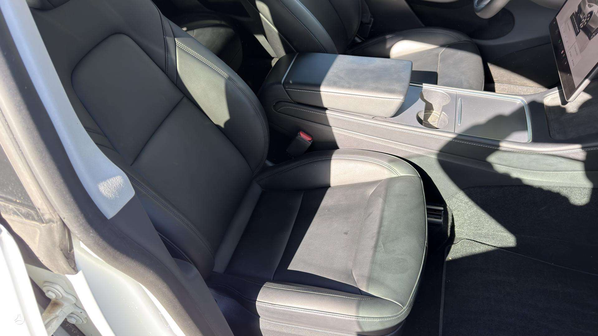 Tesla Model Y, 60 kWh, hečbekas 2023-12 m., | A30947632