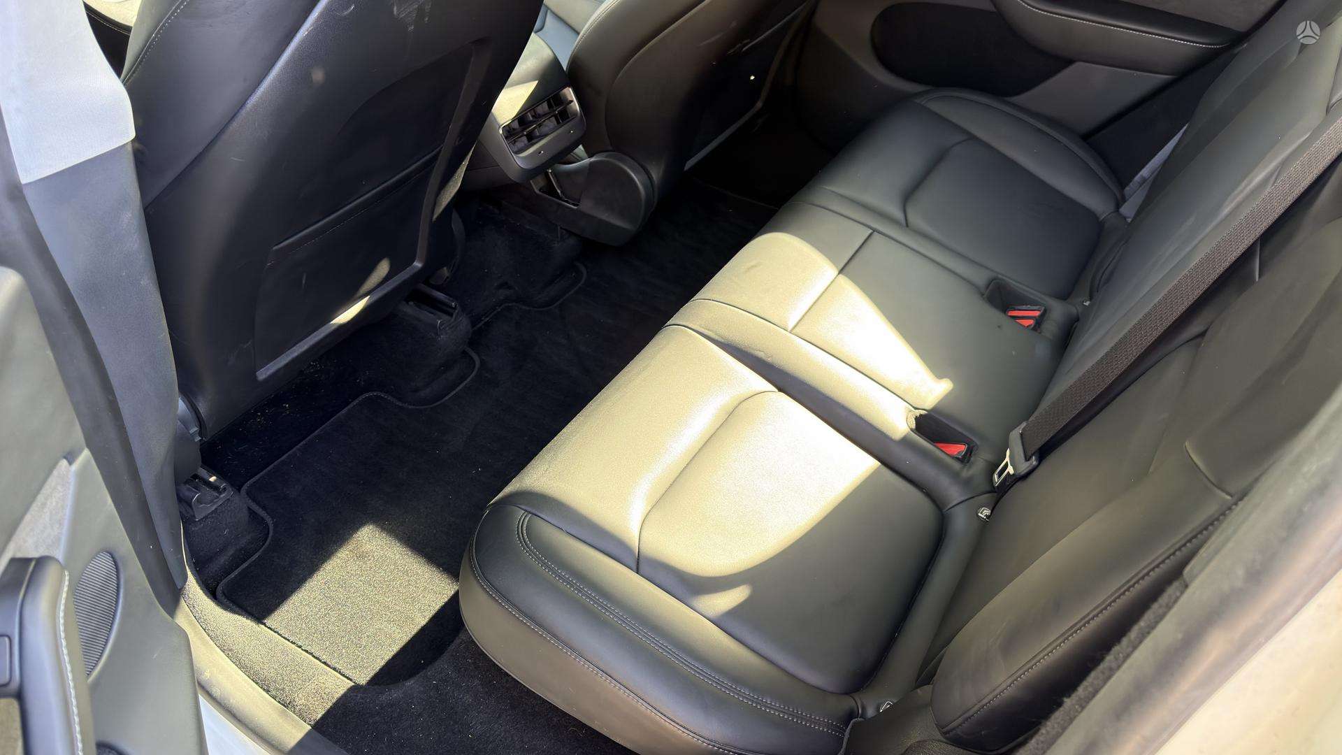 Tesla Model Y, 60 kWh, hečbekas 2023-12 m., | A30947632