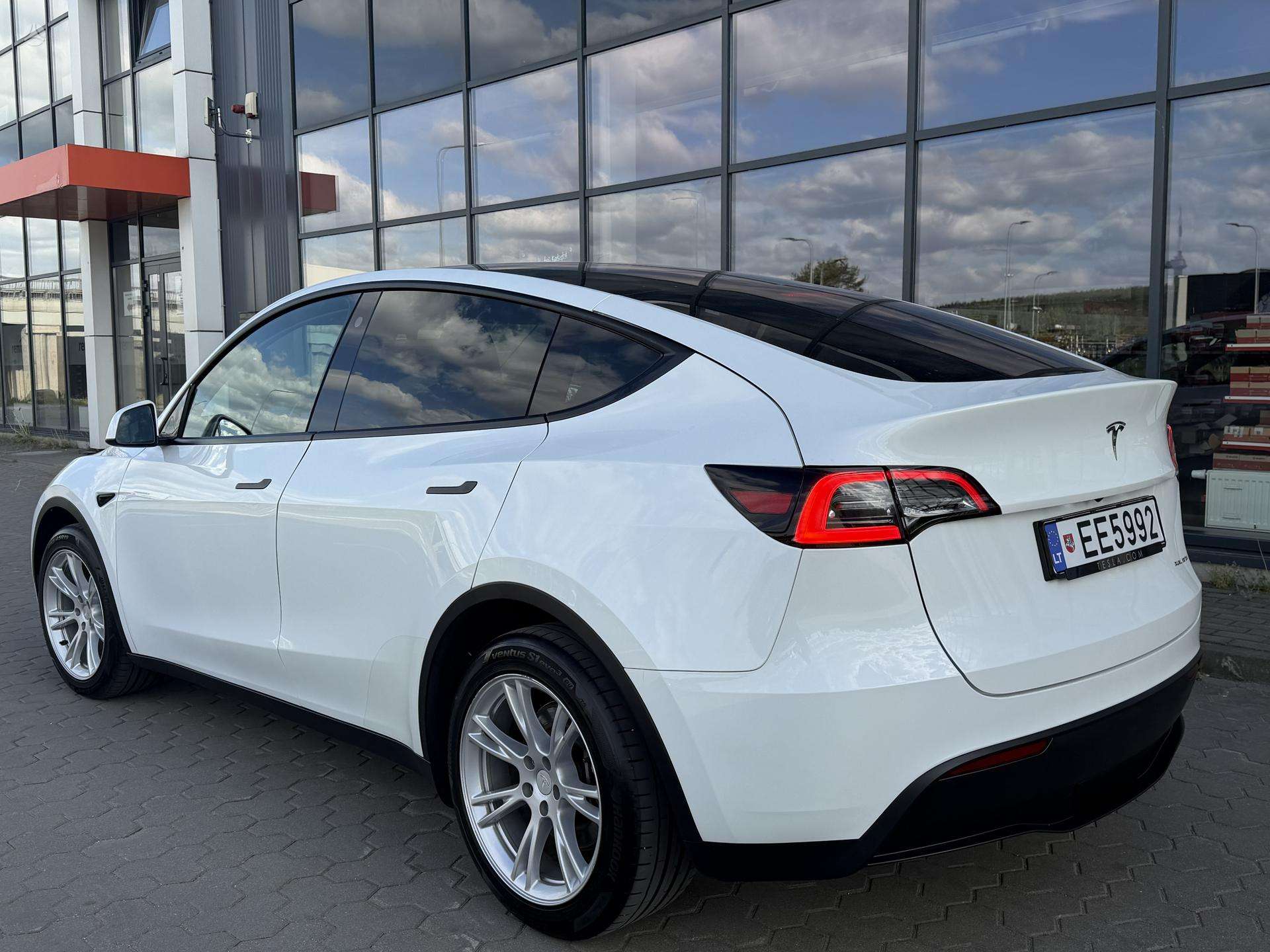 Tesla Model Y, vienatūris 2023-07 m., | A30947734