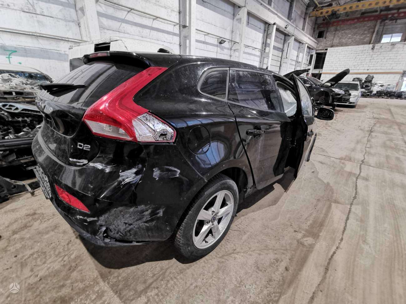 Volvo V40 for parts. 2026 6 17 pigios dalys kaune 37068744056 ardoma ...