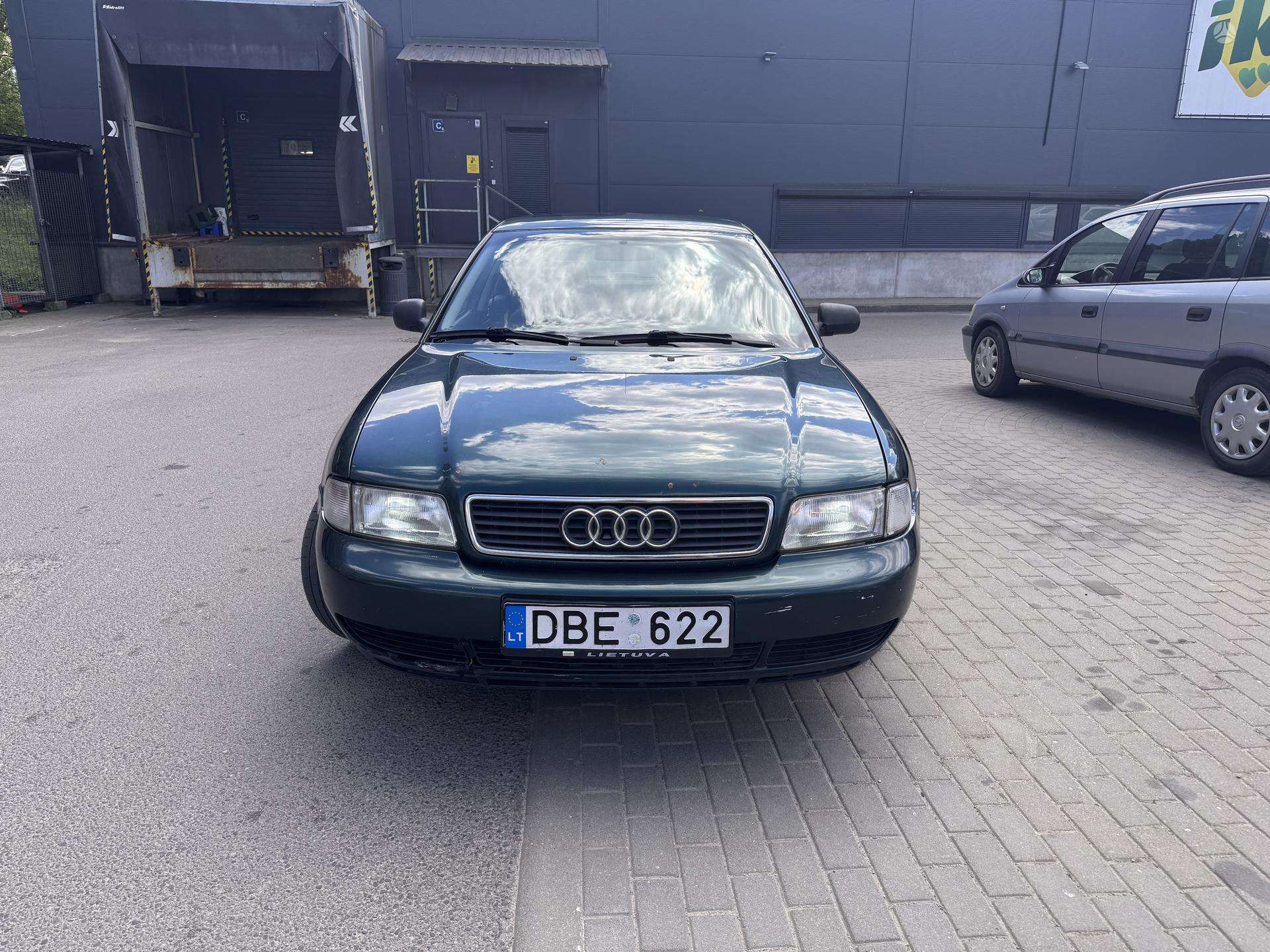 Audi A4, 1.9 l., sedanas 1999-05 m., | A31017068