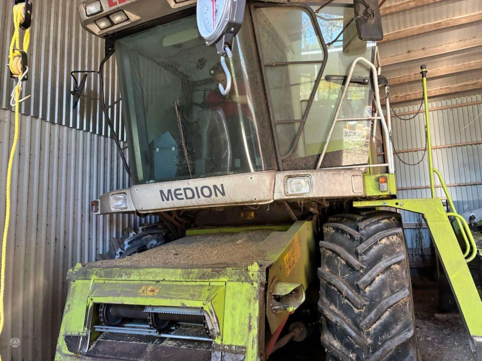 Claas MEDION 310, kombainai 2002-11 m., | A31070338