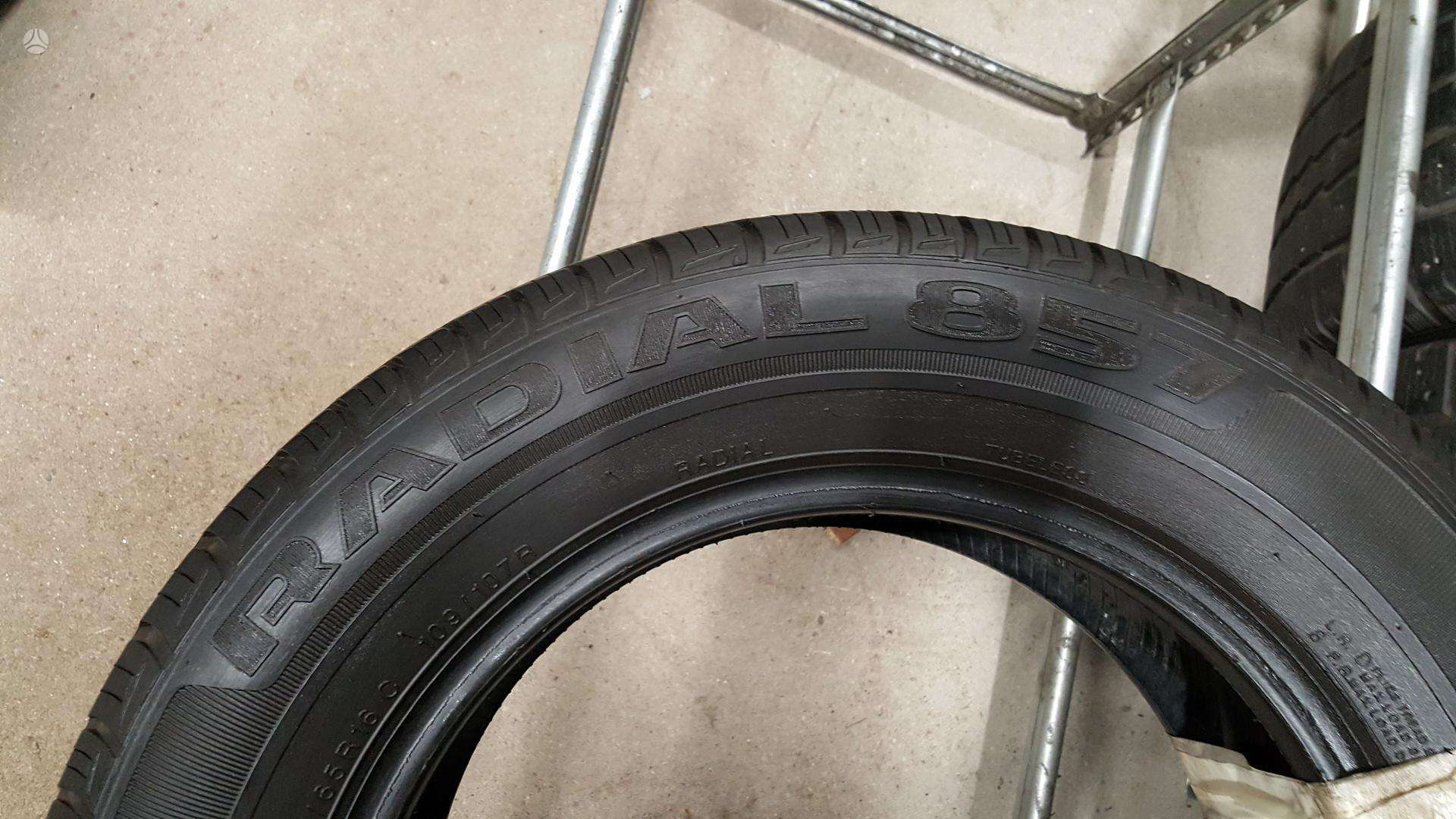 Kumho RADIAL 857 apie 8mm, vasarinės 215/65 R16 | A31106064
