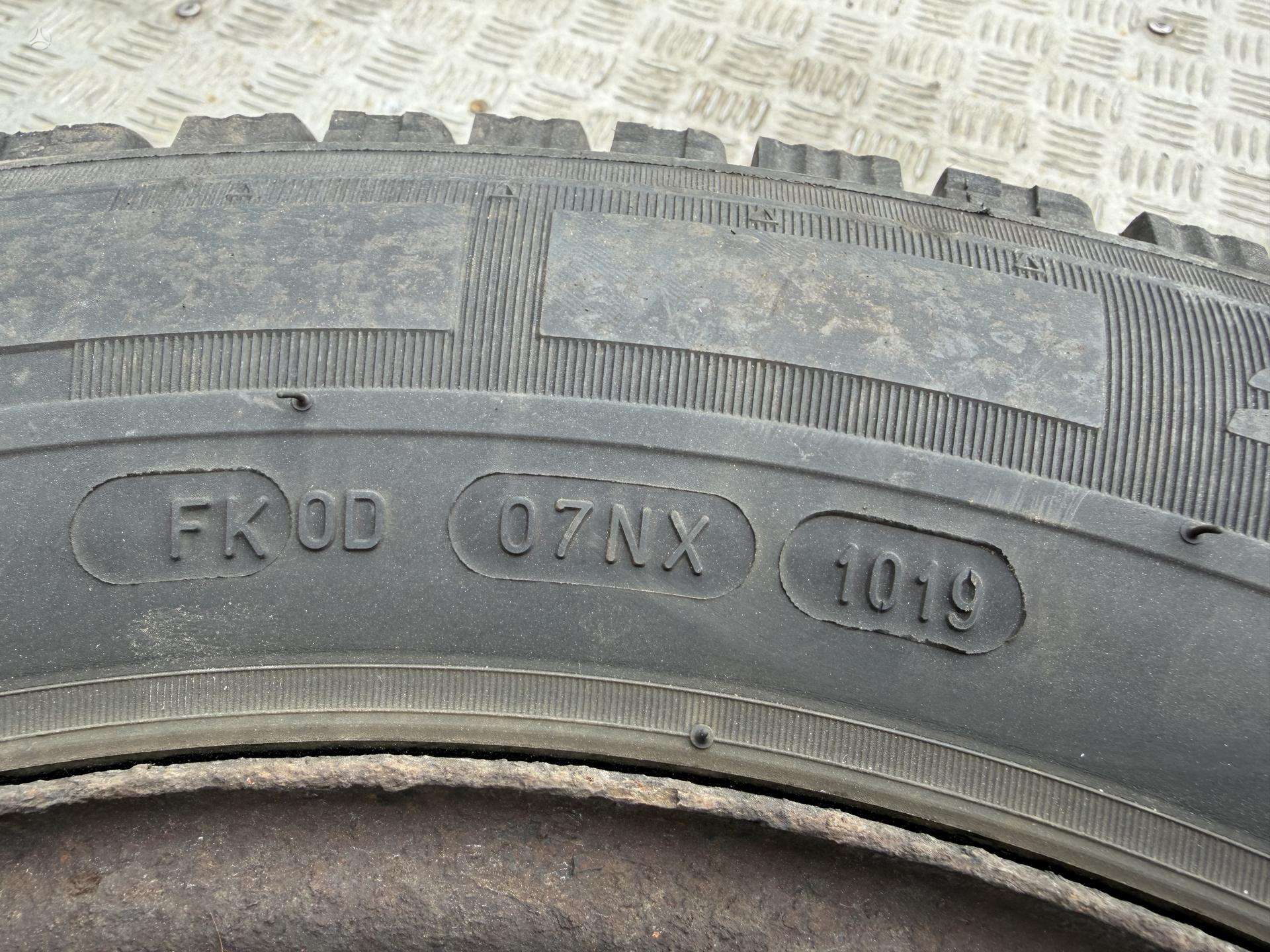 Volkswagen Transporter, plieniniai štampuoti, R16 | A31118476