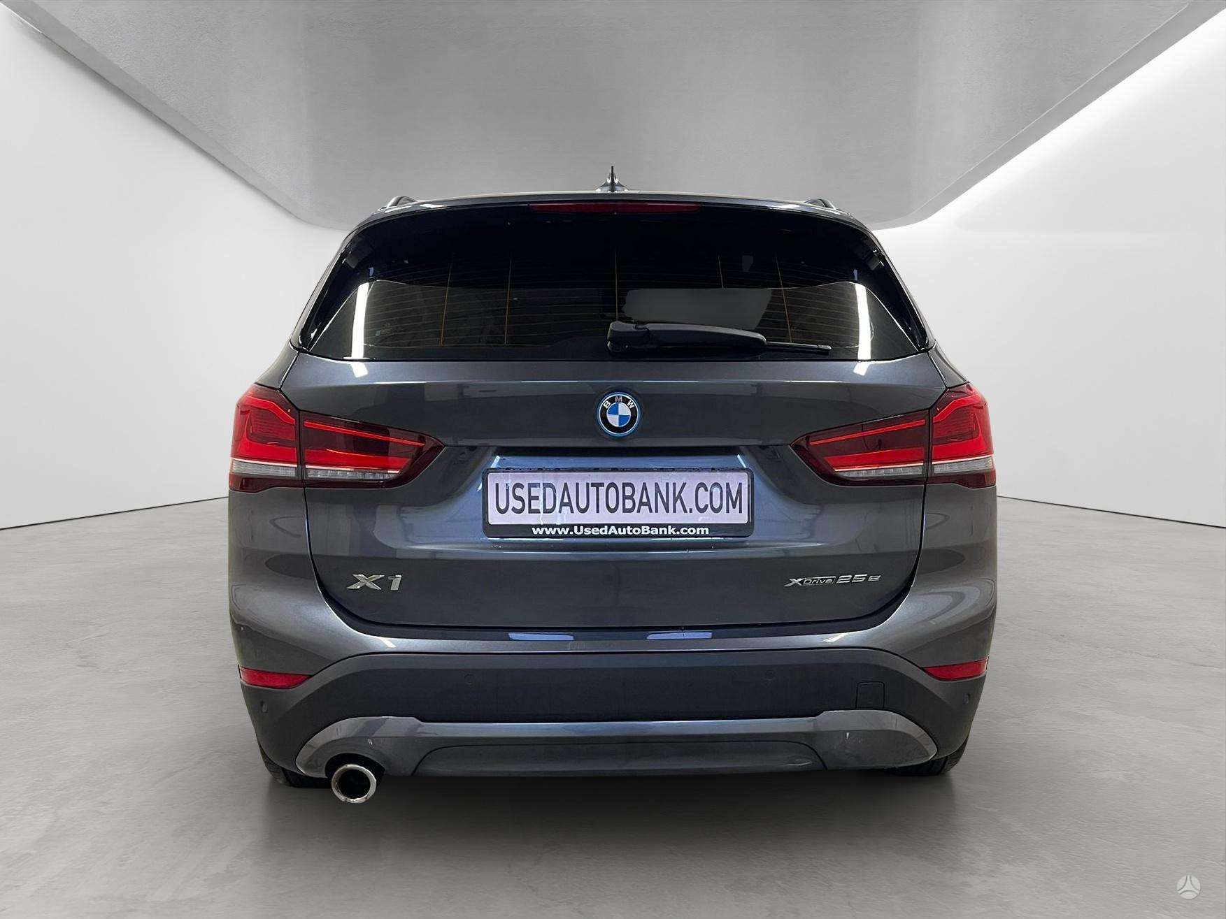 BMW X1, 1.5 l., off-road / crossover 2021-12 m., | A31140606