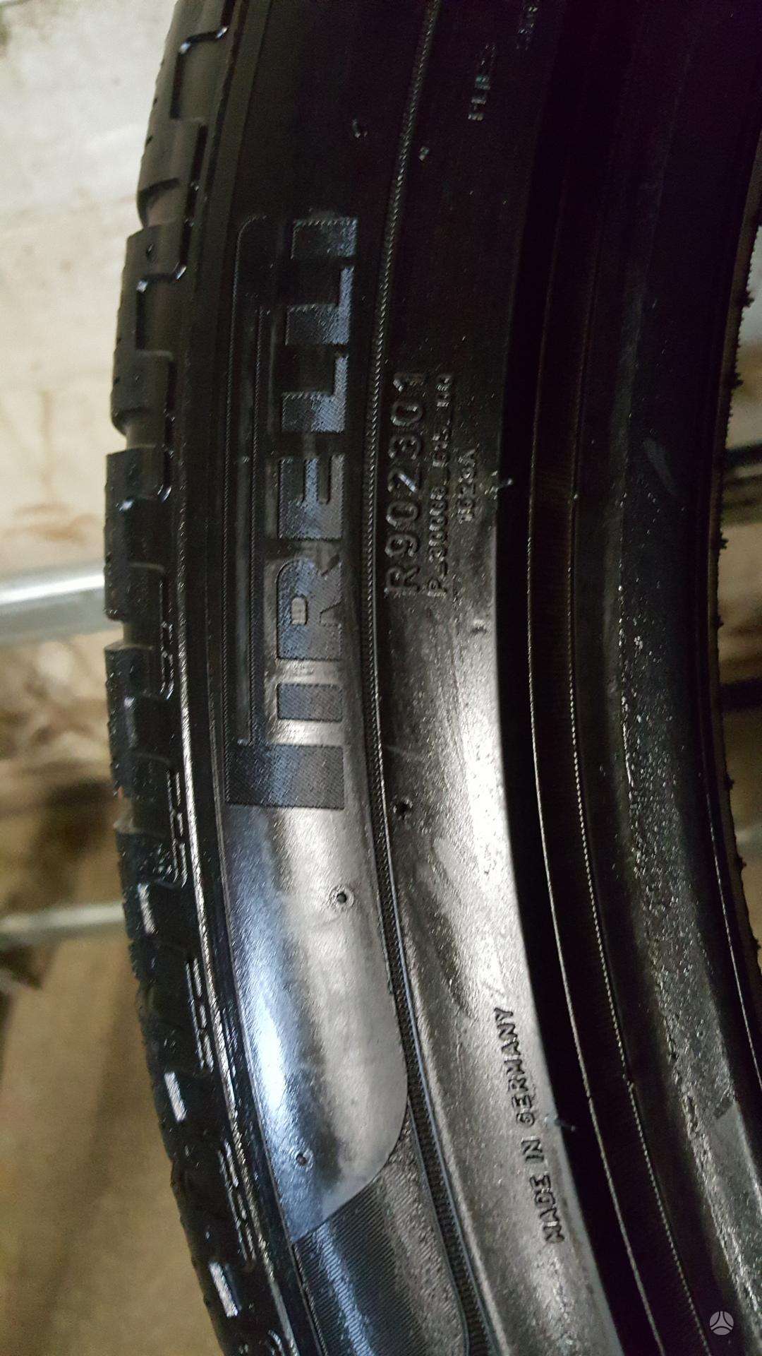 Pirelli SCORPION WINTER 5,5mm, winter 305/35 R21 | A31146946