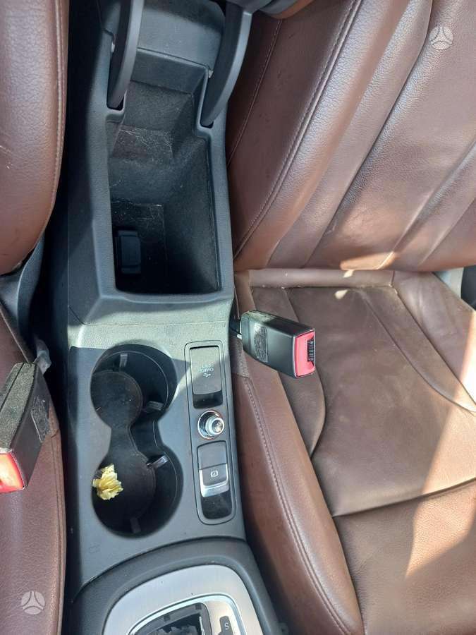 Audi Q3 по частям. Greičių dėžės kodas sgv variklio kodas cct spalvos ...