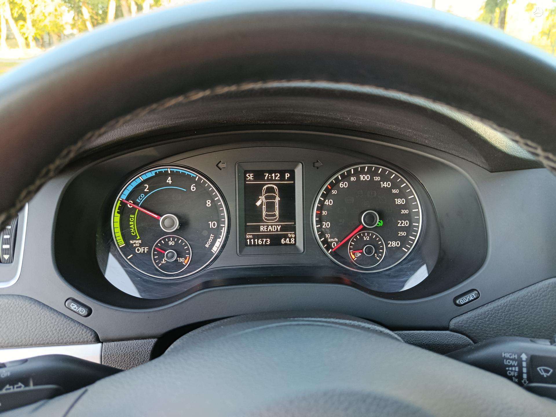 Volkswagen Jetta, 1.4 l., Седан 2013-10 m., | A31181736