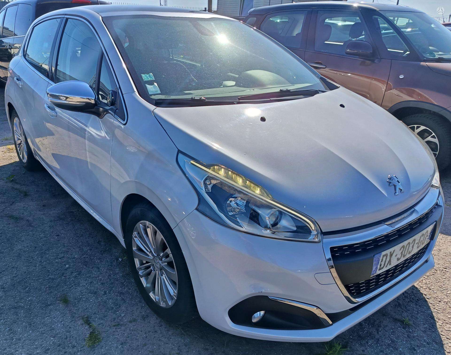 Peugeot 208, 1.2 l., Хэтчбек 2015-12 m., | A31181806