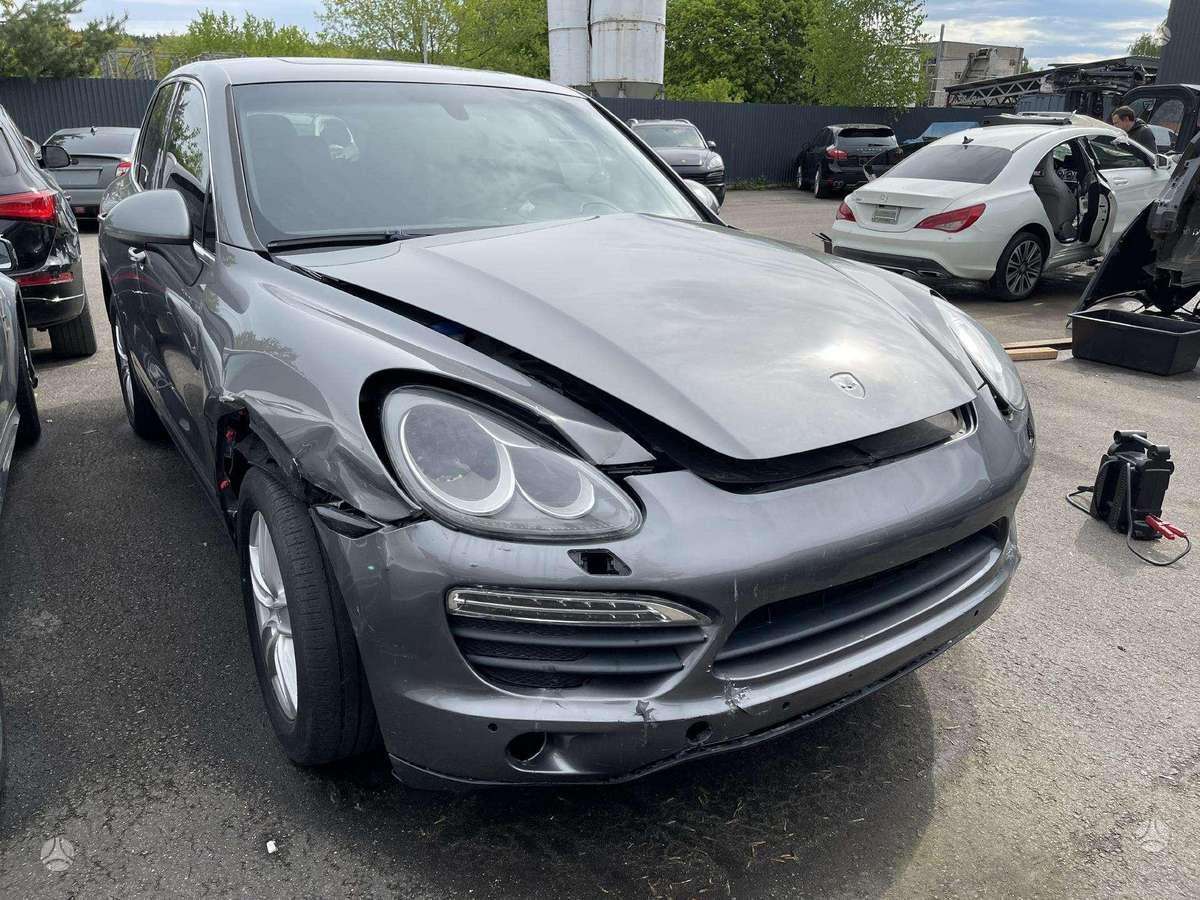 Porsche Cayenne for parts. Variklio kodas m4802 kiti ardomi auto a3 s3 ...