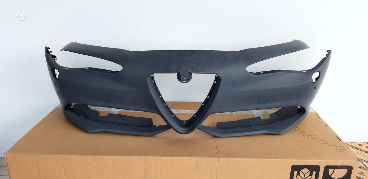 Alfa Romeo Giulia, 50548801 50548802 50548804 BAMPER, kėbulo dalys 2017 ...