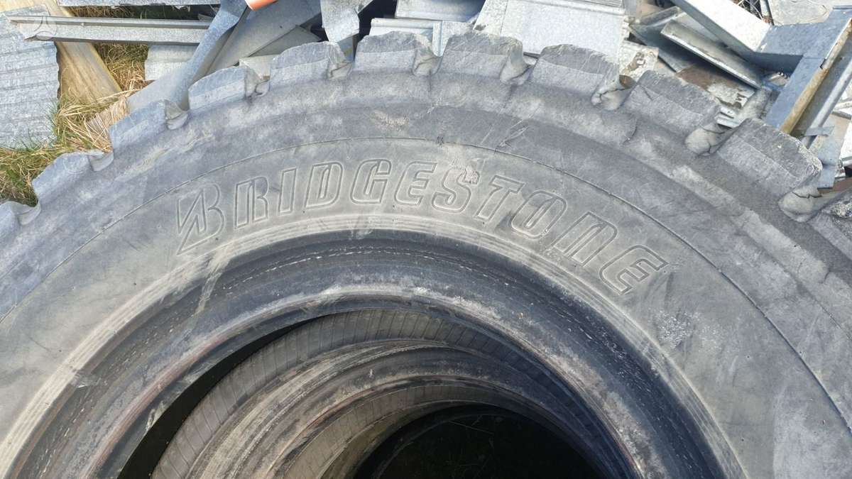 Michelin 27.00 R49 | A13139871
