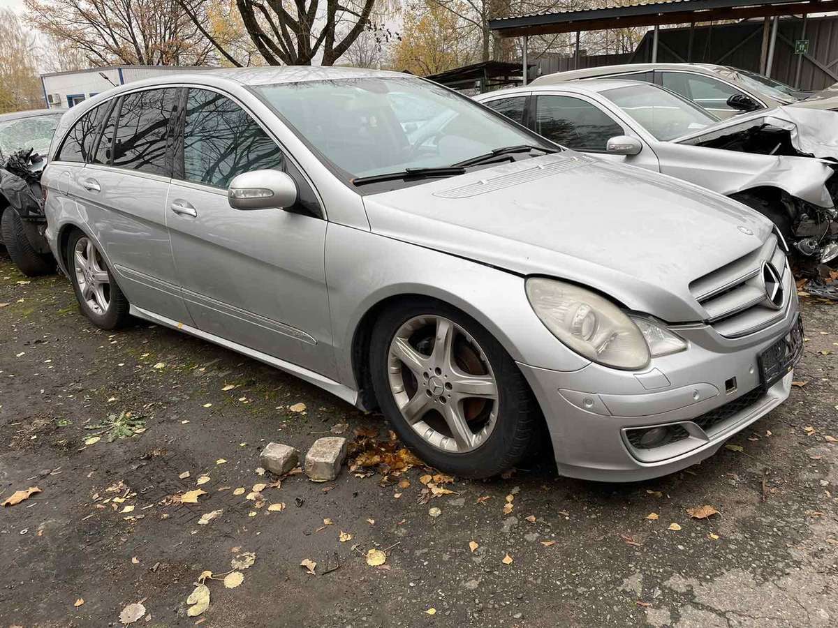 Mercedes-Benz R320 по частям. Naudotos automobilių dalys automobiliai ...
