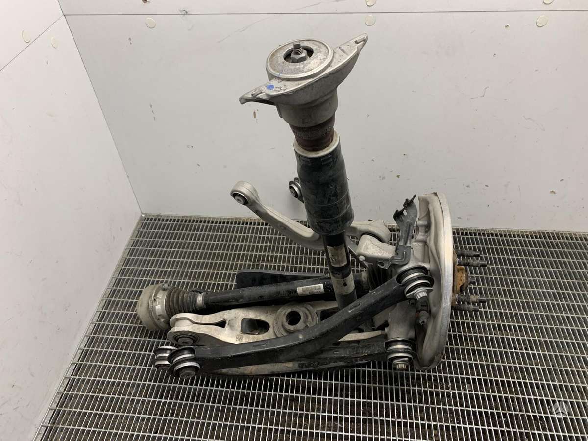 Audi A4, Galinė dešinė važiuoklė 8W0971846E 8W0513035AD 8W05, Galinė ...