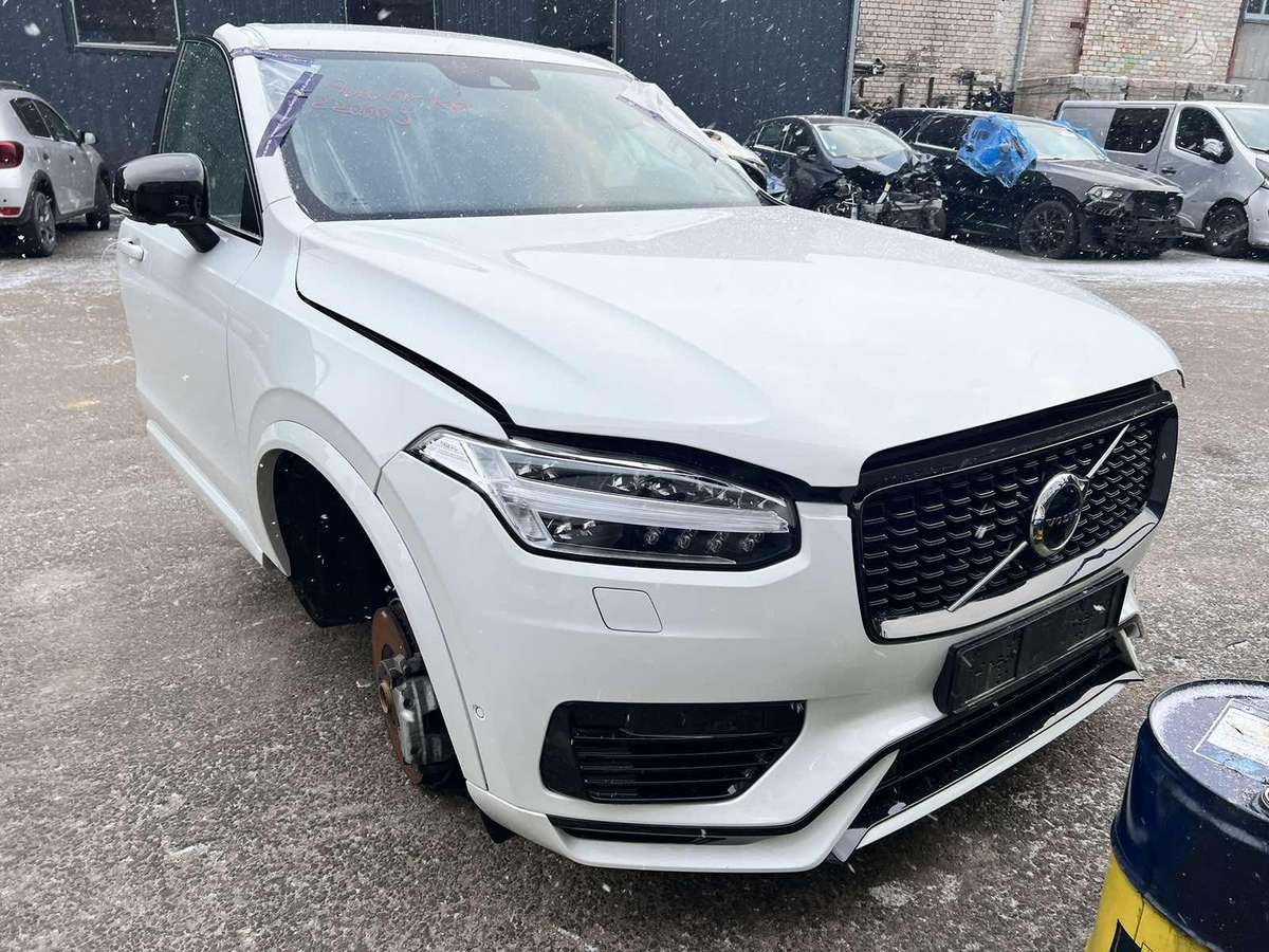 Volvo XC90, R-DESIGN SPALVOS KODAS: ICE WHITE, SOLID, dalimis. Spalvos ...