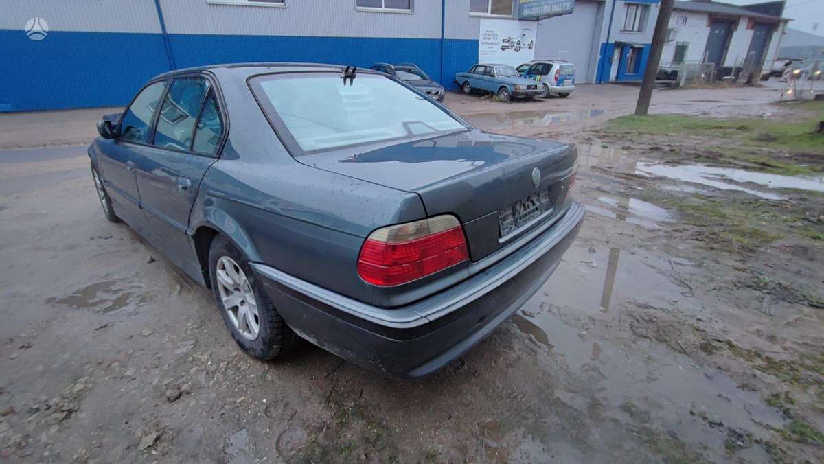 BMW 740 Parduodame bmw 7 e38 2000m 4 0d 180kw dalimis motor m67d40 gea ...