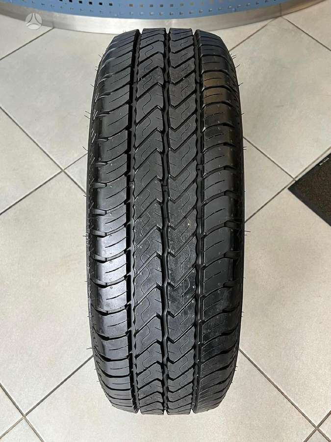 Dunlop ECONODRIVE 109/107 T, vasarinės 215/60 R17 | A22949078