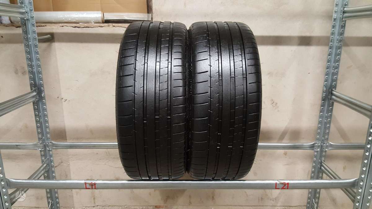 Michelin Pilot Super Sport apie 7mm, vasarinės 235/30 R22 | A23032018
