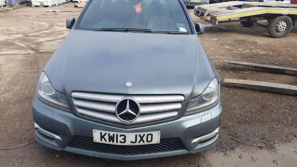 Mercedes-Benz C klasė W204 2013 amg line dalimis rida tik 60k myliu ...