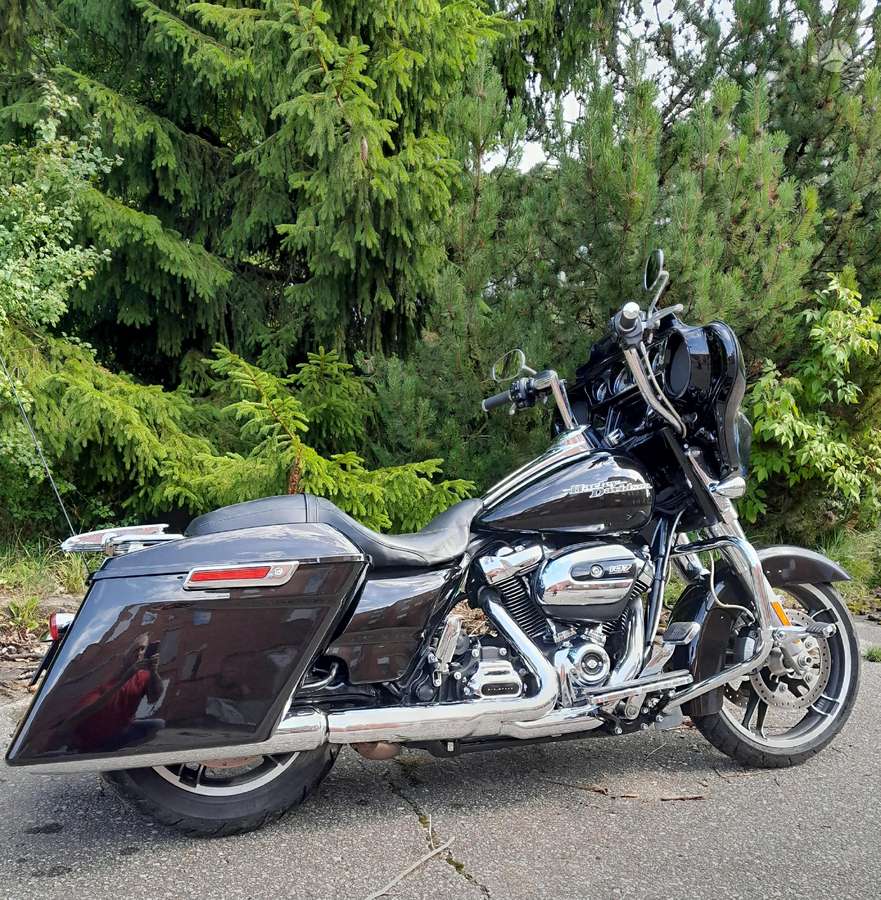 Harley-Davidson Street Glide FLHX, čioperiai / kruizeriai / custom 2019 ...