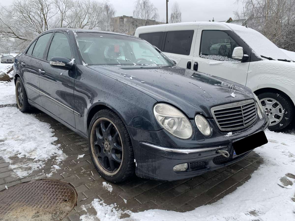 Mercedes-Benz E270 dalimis. W211 europinis modelis e270 su automatine ...