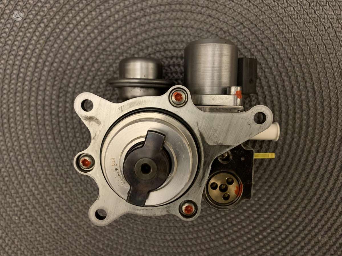 Peugeot 208, 9819938580. 9819938480. 1920LL. 1920RT. 13517573436 ...