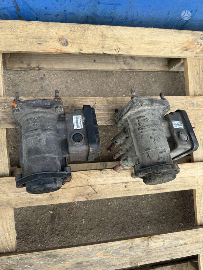 Volvo FH13 , 20456402 , 21122037, sunkvežimiai 2009 m., | A25412941